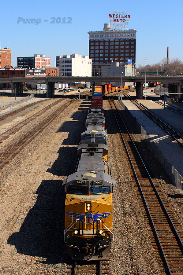 Westbound UP Intermodal Train
